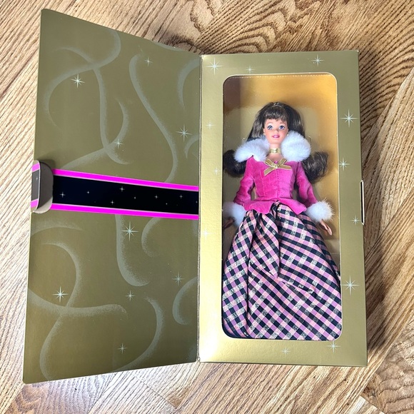 Barbie | Toys | Avon Exclusive Winter Rhapsody Barbie 6873 Nrfb Vintage 1996 | Poshmark